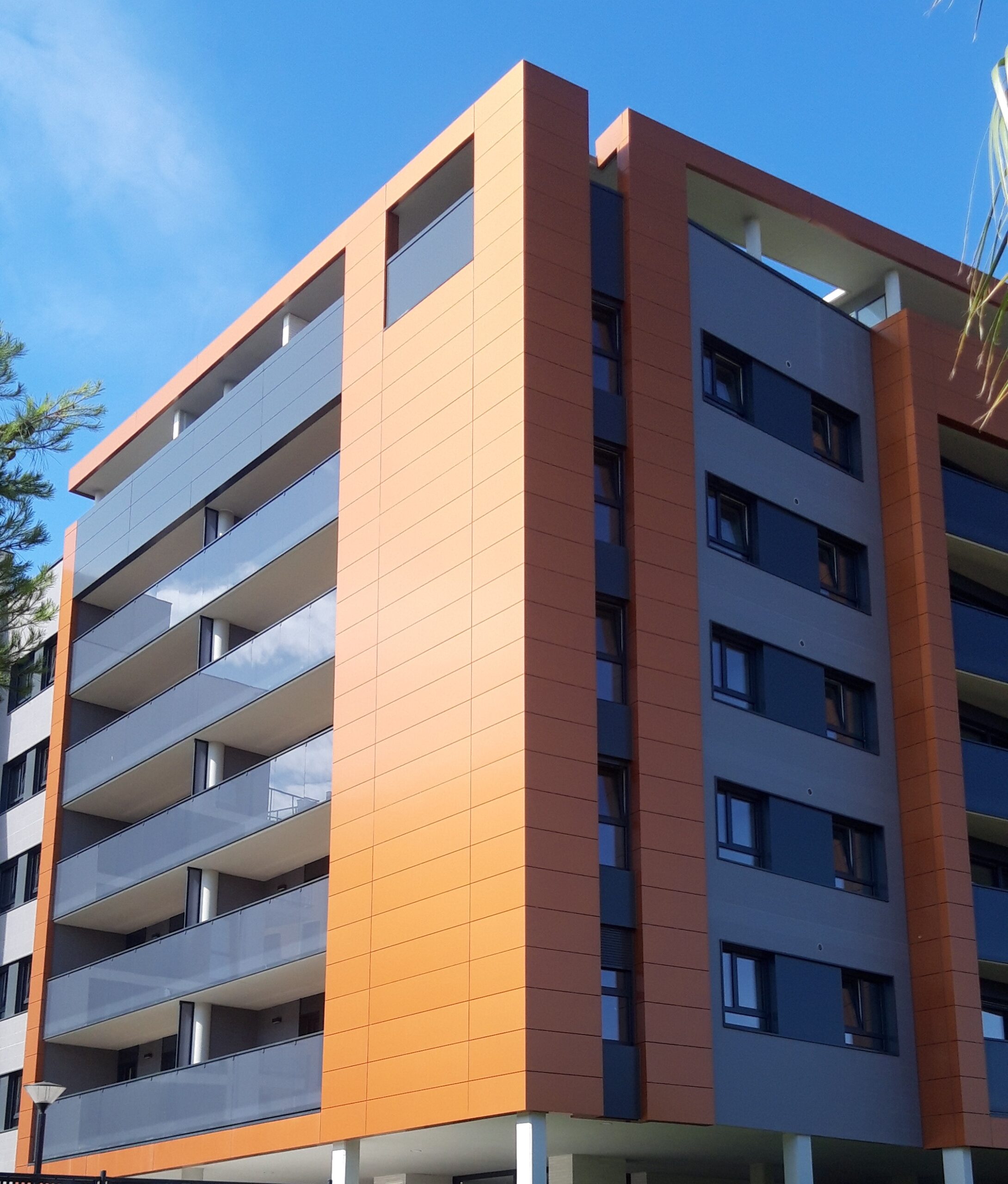 Edificio Aeris- Proyectos Revestimientos A32 System