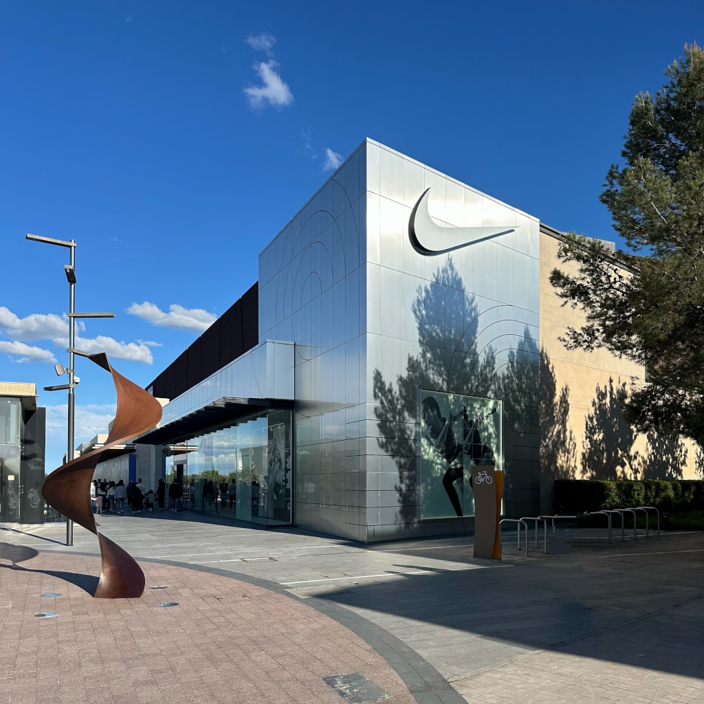 NIKE PUERTO VENECIA - A32 SYSTEM